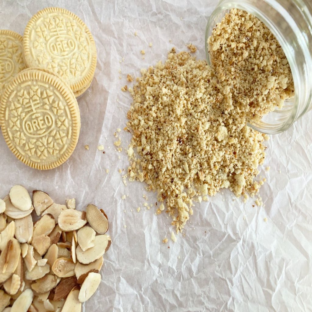 Toasted Almond Crunch Topping