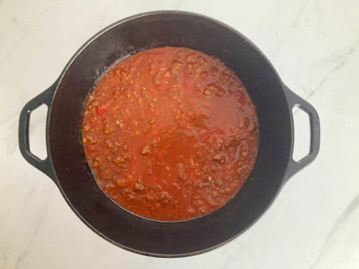 Dutch Oven Spaghetti Alfredo