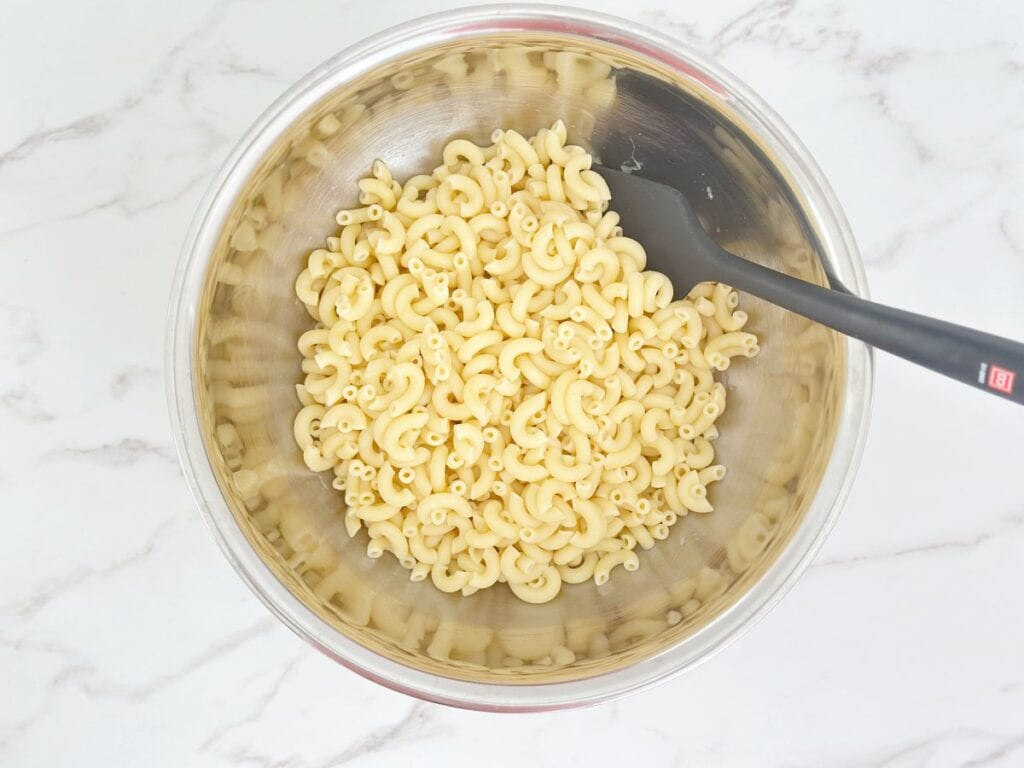 Classic Hawaiian Macaroni Salad
